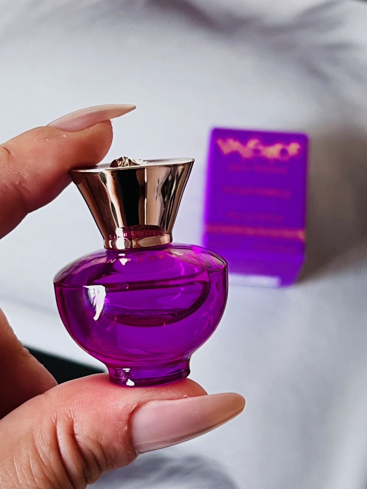Miniatura Versace Dylan Purple Eau de Parfum – Versace – BS Parfums